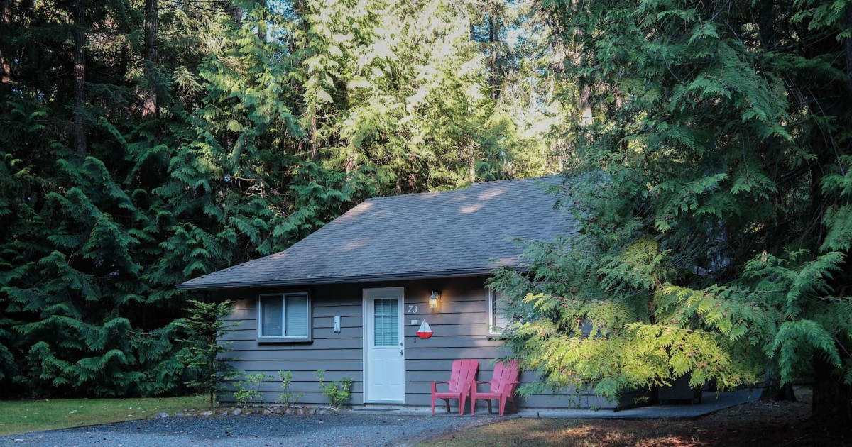 Parksville BC Lodging | Best Stays for Families, Couples & Groups
